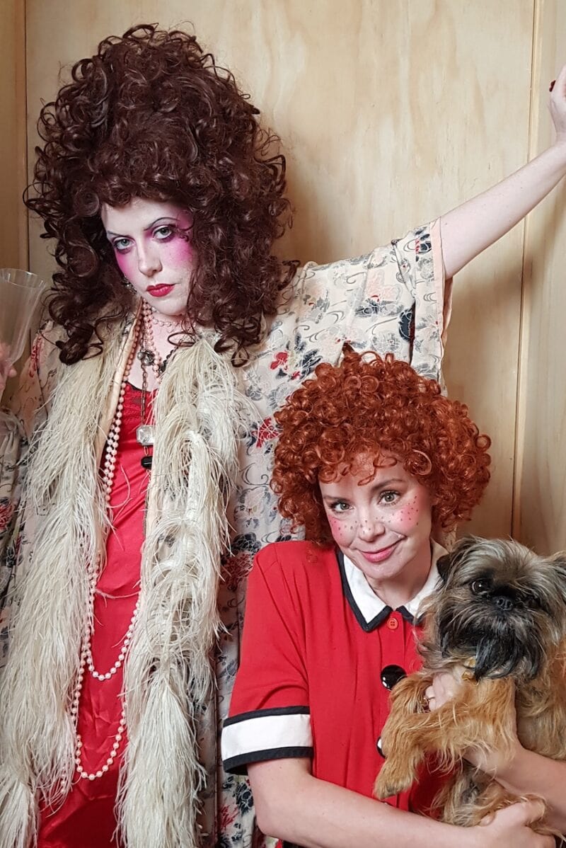 Annie and Miss Hannigan - Snog The Frog