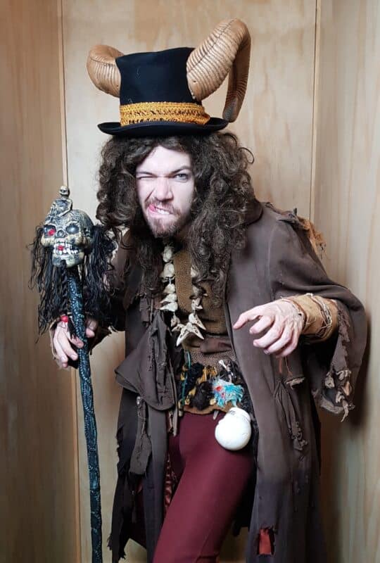 Witch Doctor Halloween Wizard - Snog The Frog